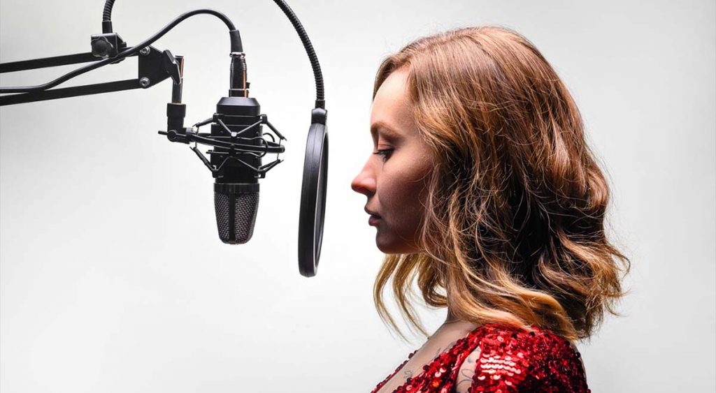 How To Make Professional Voice Recordings At Home - TunePocket